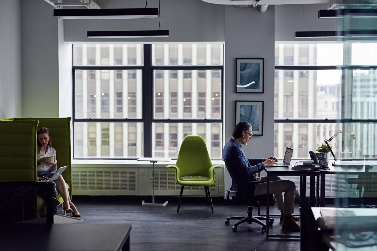 Hoteling: What It Is And How It Can Benefit Your Business - Bond Collective